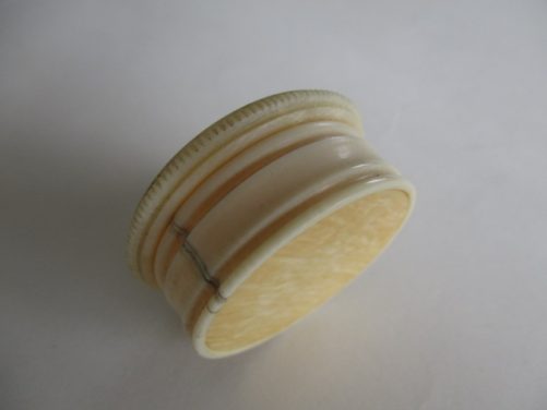 Small ivory box, ornamental turning - Rod Naylors Antique Restoration
